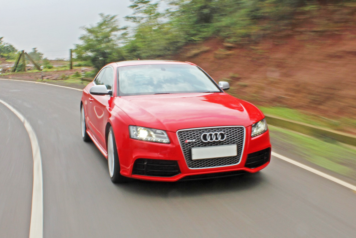 Passenger Cars from England - Global Auto Imports